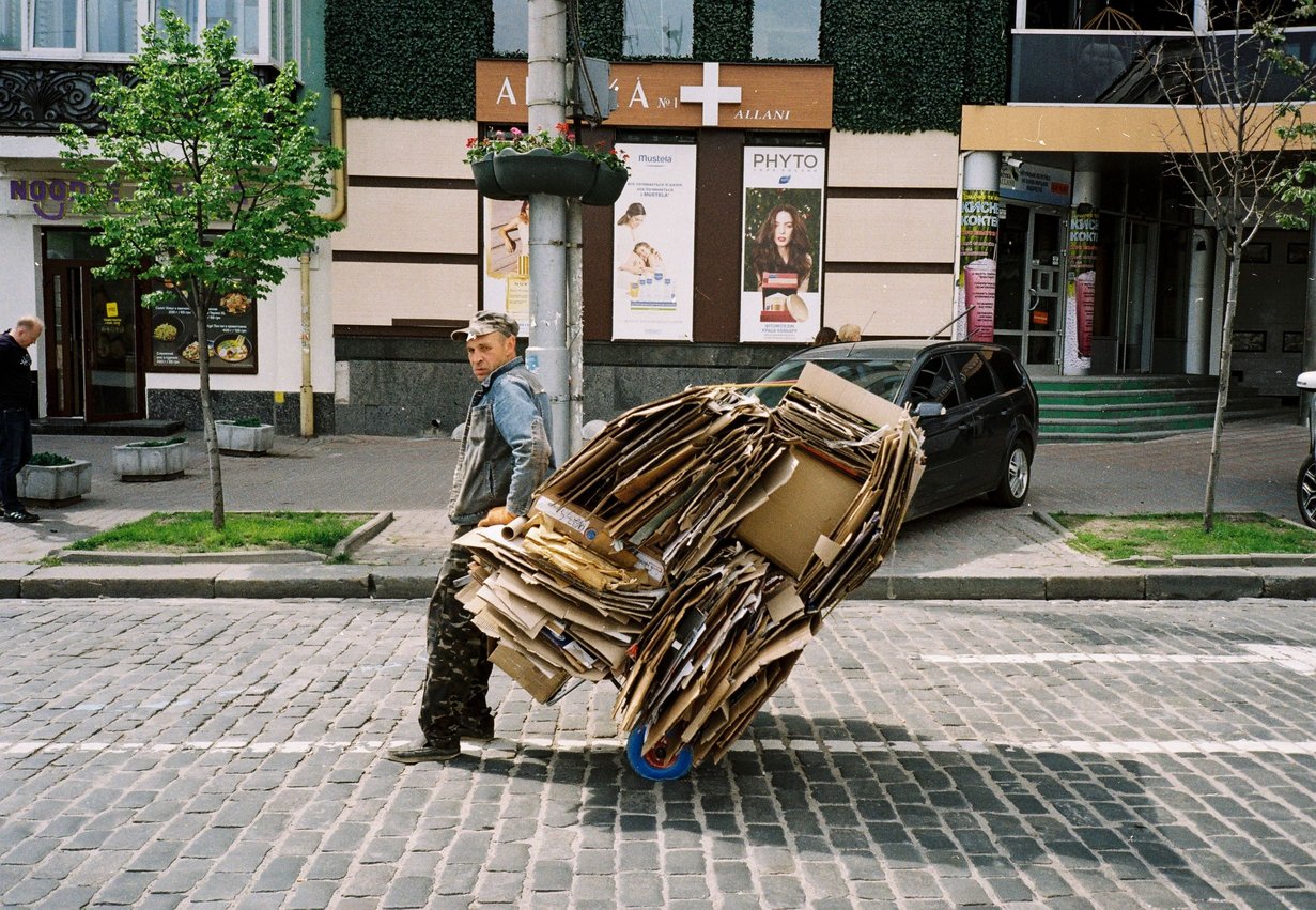 Practicing Sustainable Returns: Tips for Eco-Friendly Product Returns
